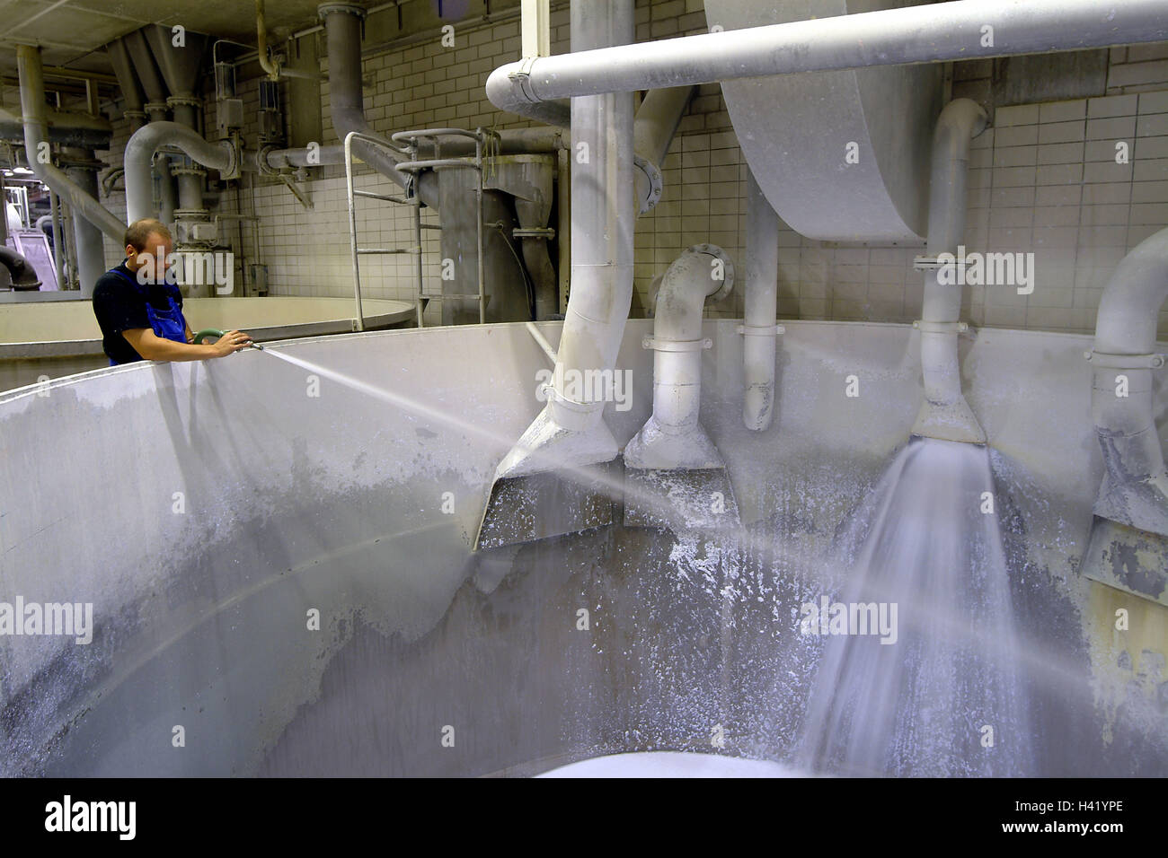 Cellulose production hi-res stock photography and images - Alamy