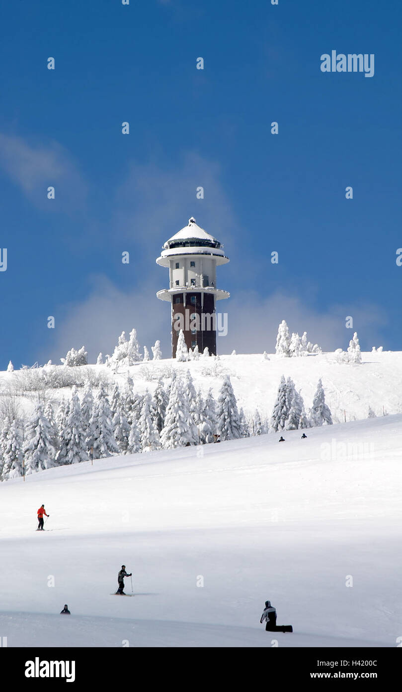 Skipiste tower hi-res stock photography and images - Alamy