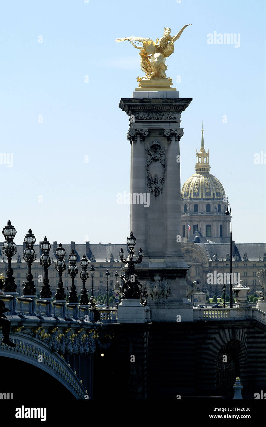 France, Paris, Pont Alexandre III, bridge input, pillar, sculptures ...
