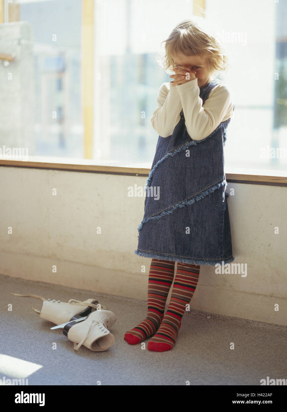 Wait for ice stadium hi-res stock photography and images - Alamy