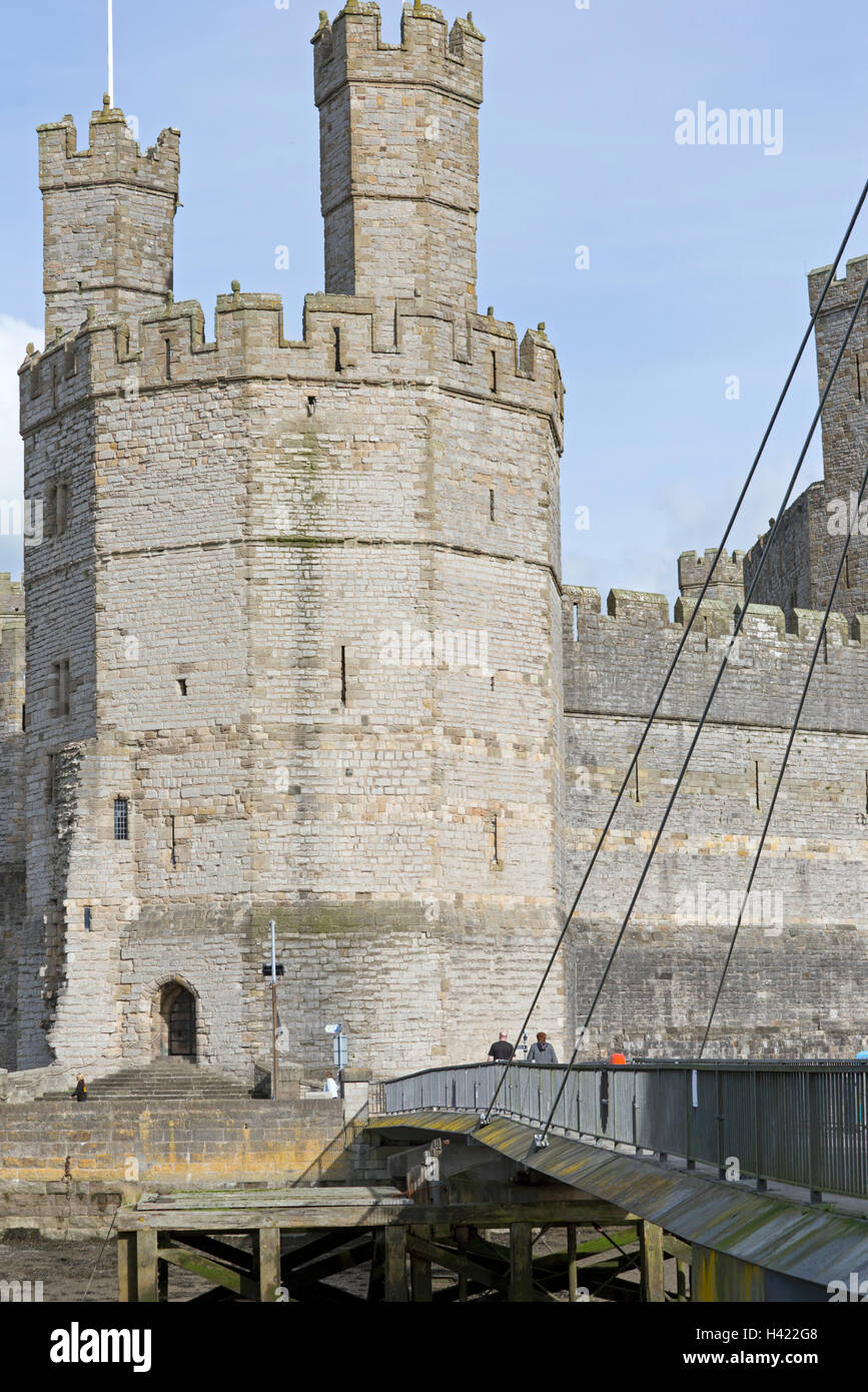 Caernarfon Castle, Gwynedd, North-West Wales, UK Stock Photo - Alamy