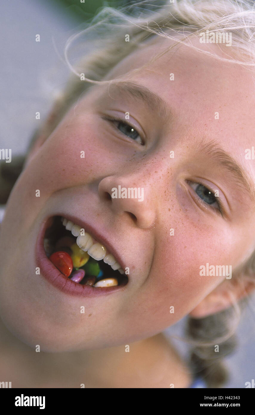 Child, girl, mouth, Smarties summer, childhood, expression, happy ...