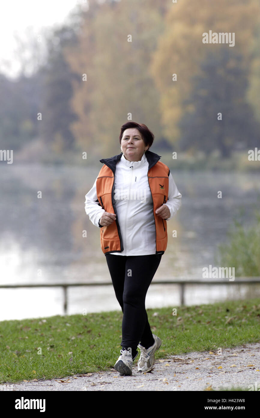 Lakesides, way, senior, jogging woman, 60-70 years, Best Age, sports ...
