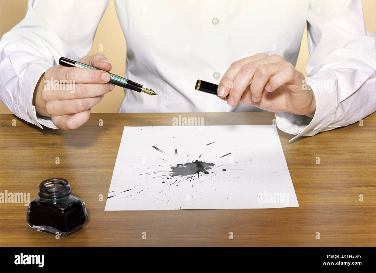 Sheet blot hi-res stock photography and images - Alamy