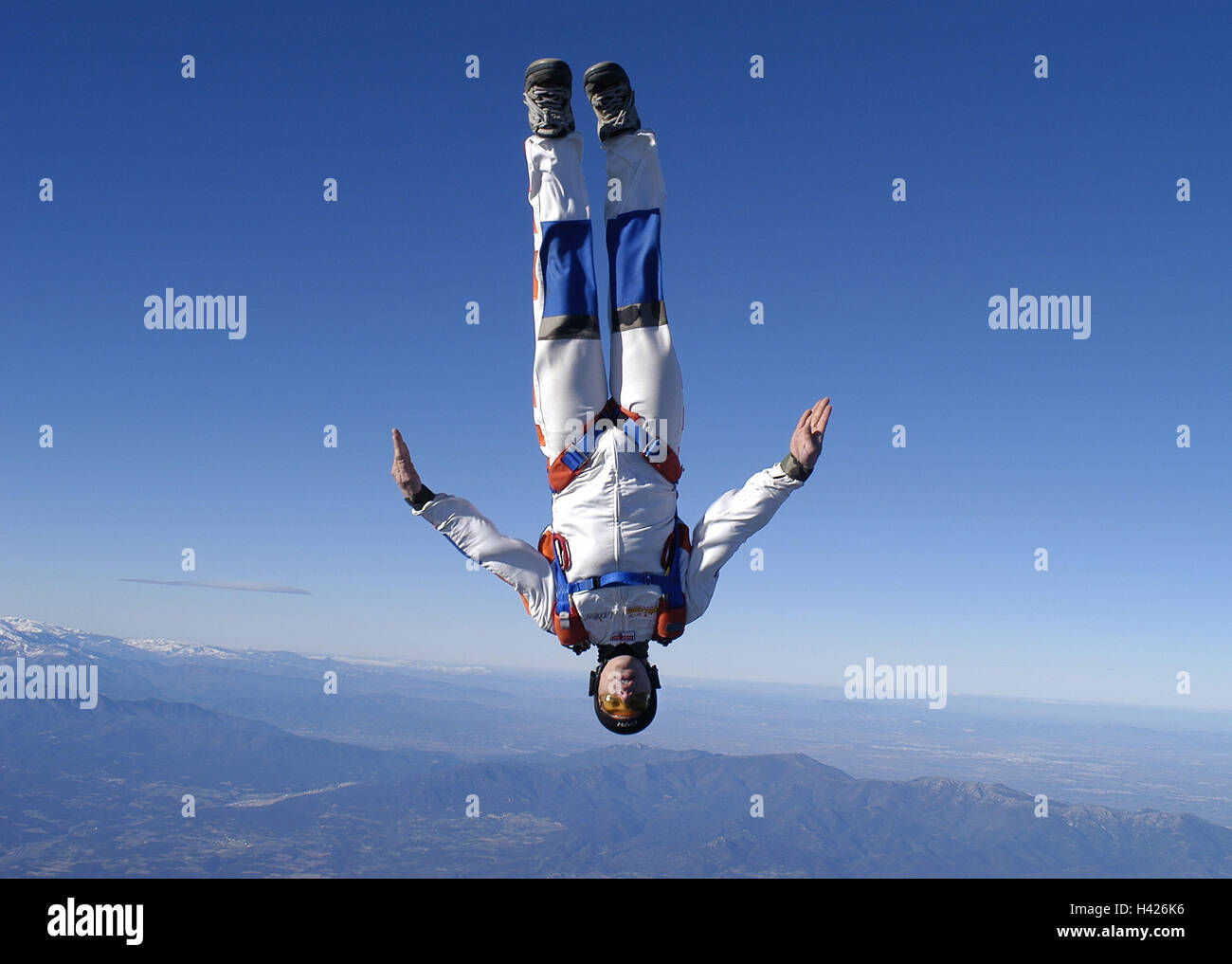 Skydiving head down man hi-res stock photography and images - Alamy