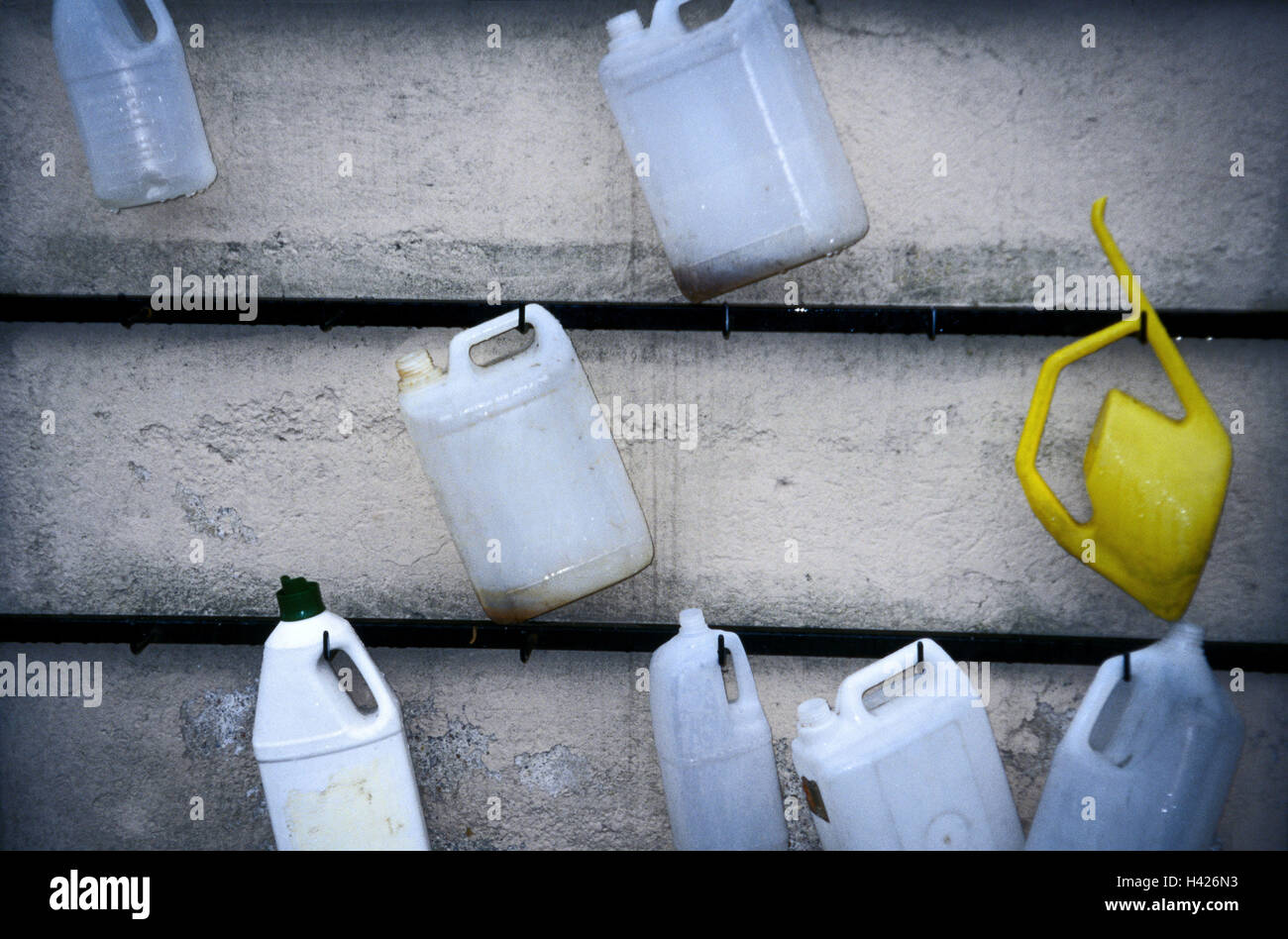 Cemetery, defensive wall, hook, water case, watering can, wall ...