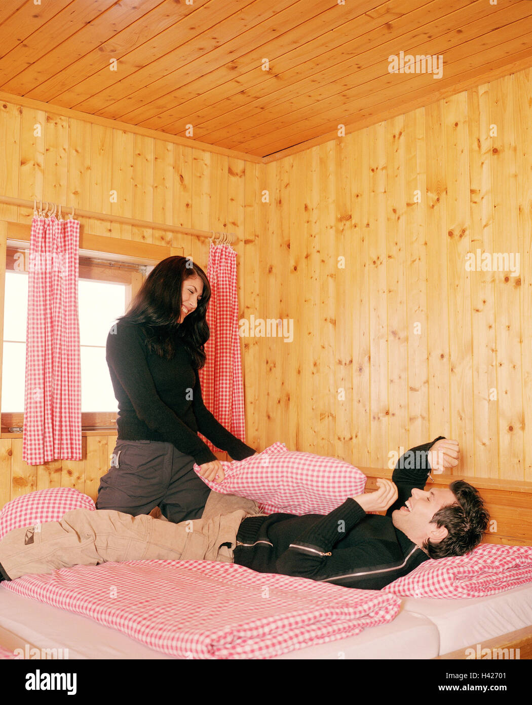 Ski hut, cubicle, double bed, couple, young, cushion battle, 20-30 ...