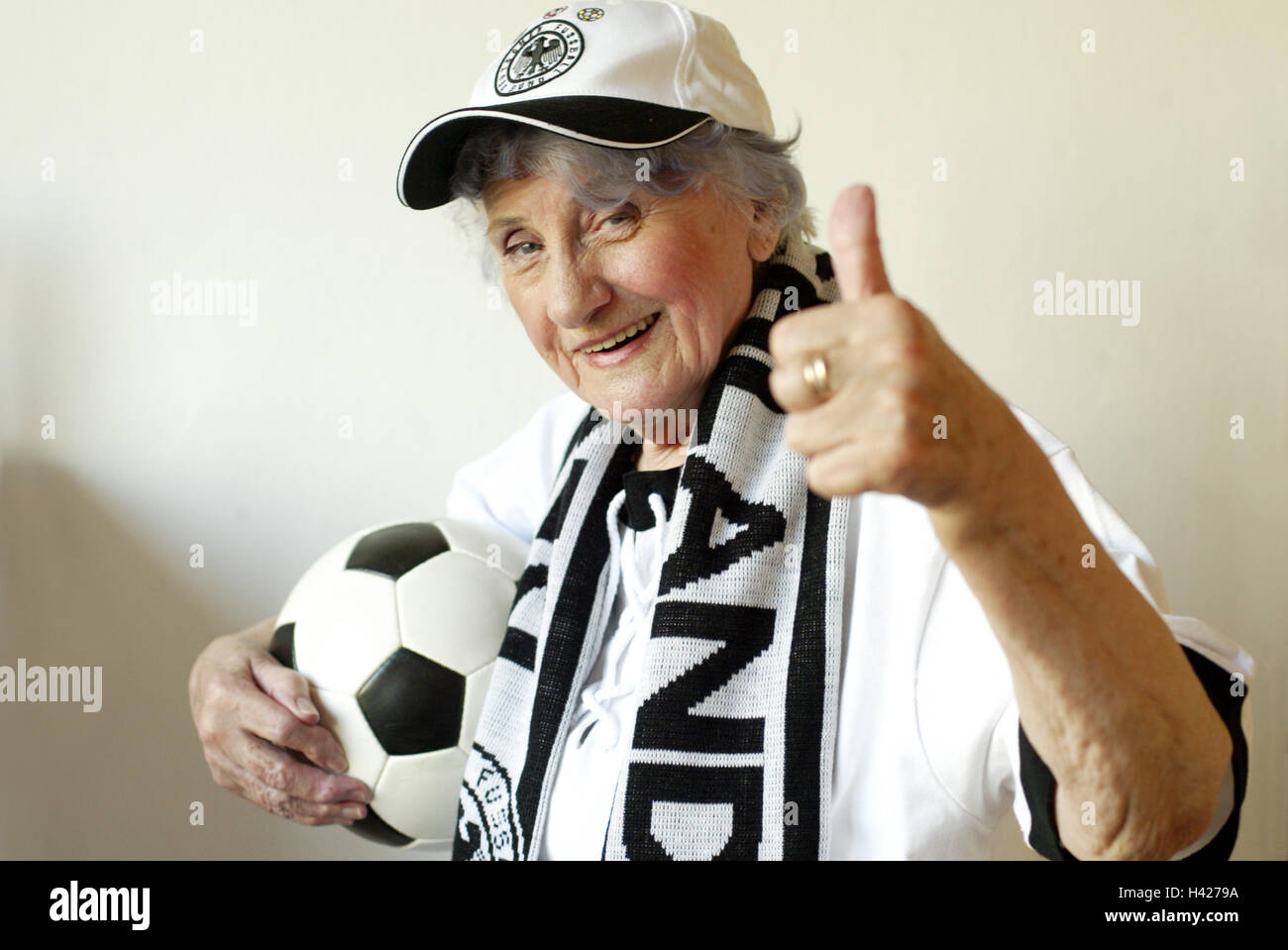 Old fashioned football hi-res stock photography and images - Alamy