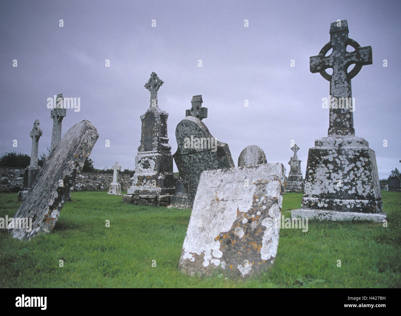 Ireland, west coast, Clonmacnoise, cemetery, Europe, Northern, Europe ...