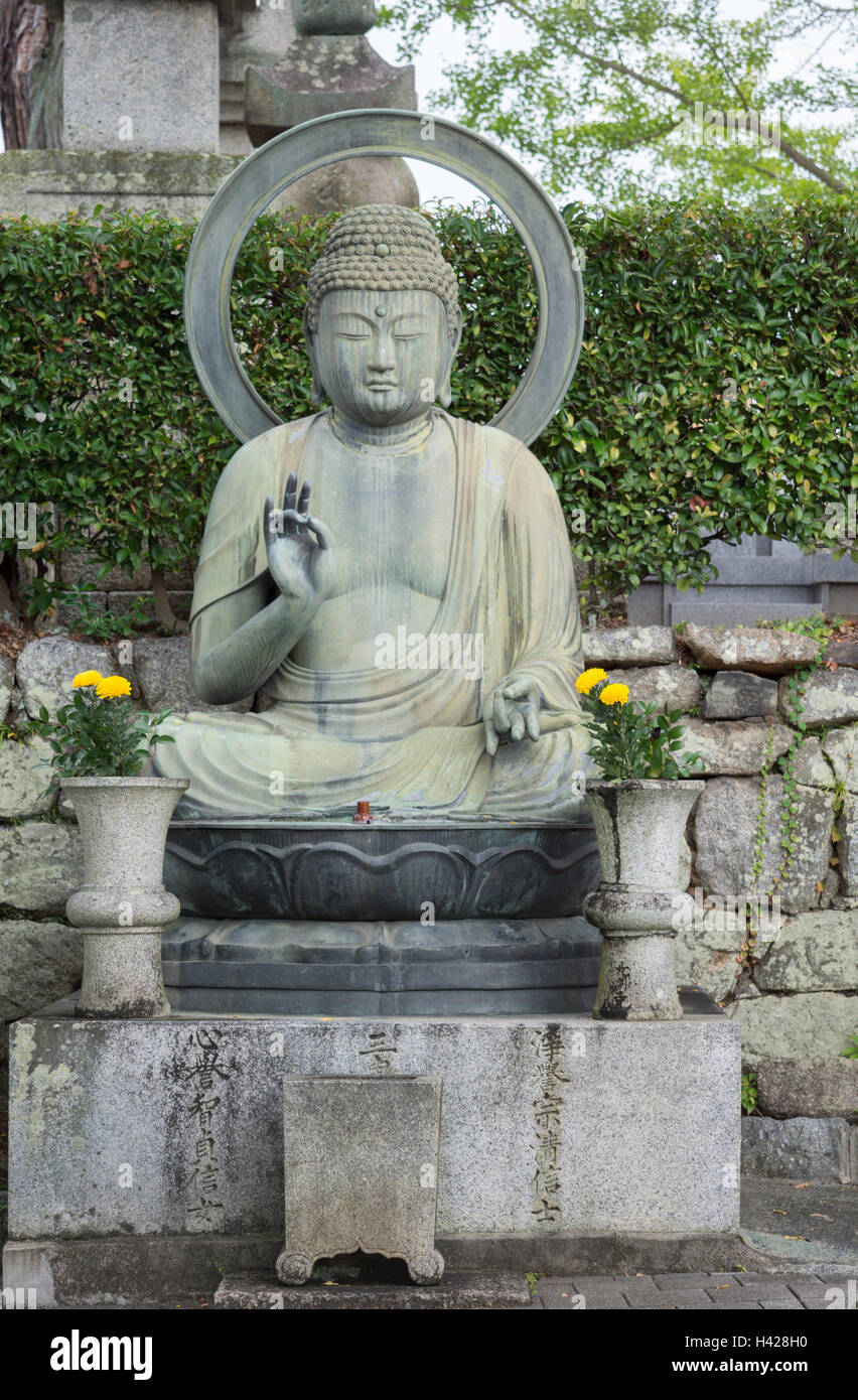 Statue of Protecting and teaching Buddha Stock Photo - Alamy