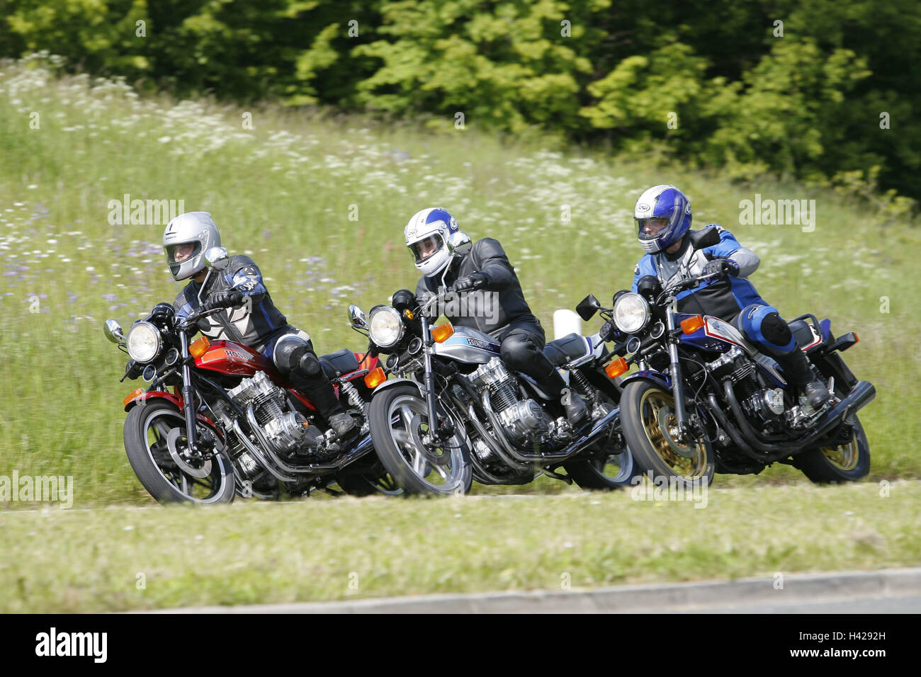 Group formation hi-res stock photography and images - Alamy