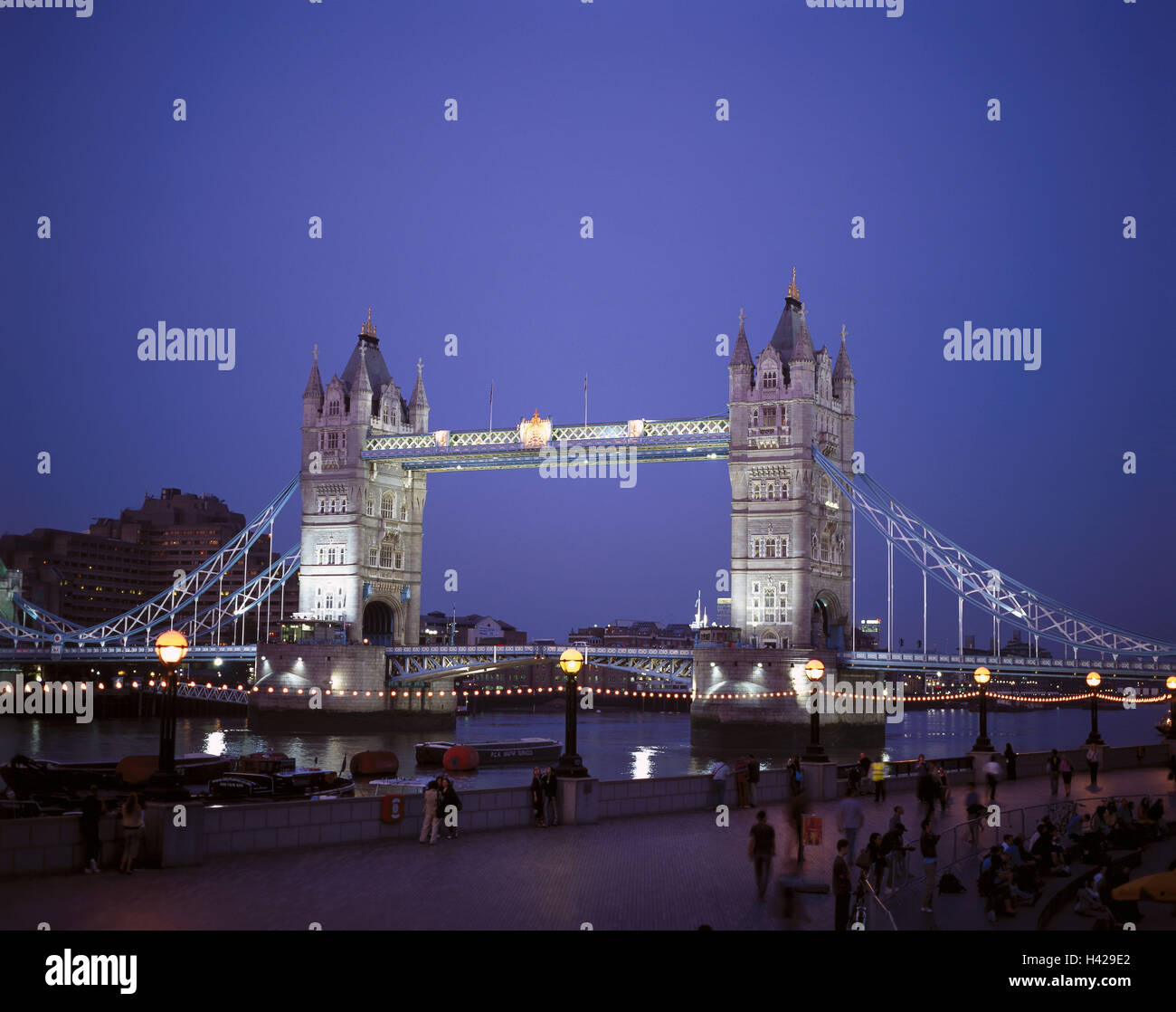 Great Britain, England, London, Tower Bridge, lighting, river, the ...