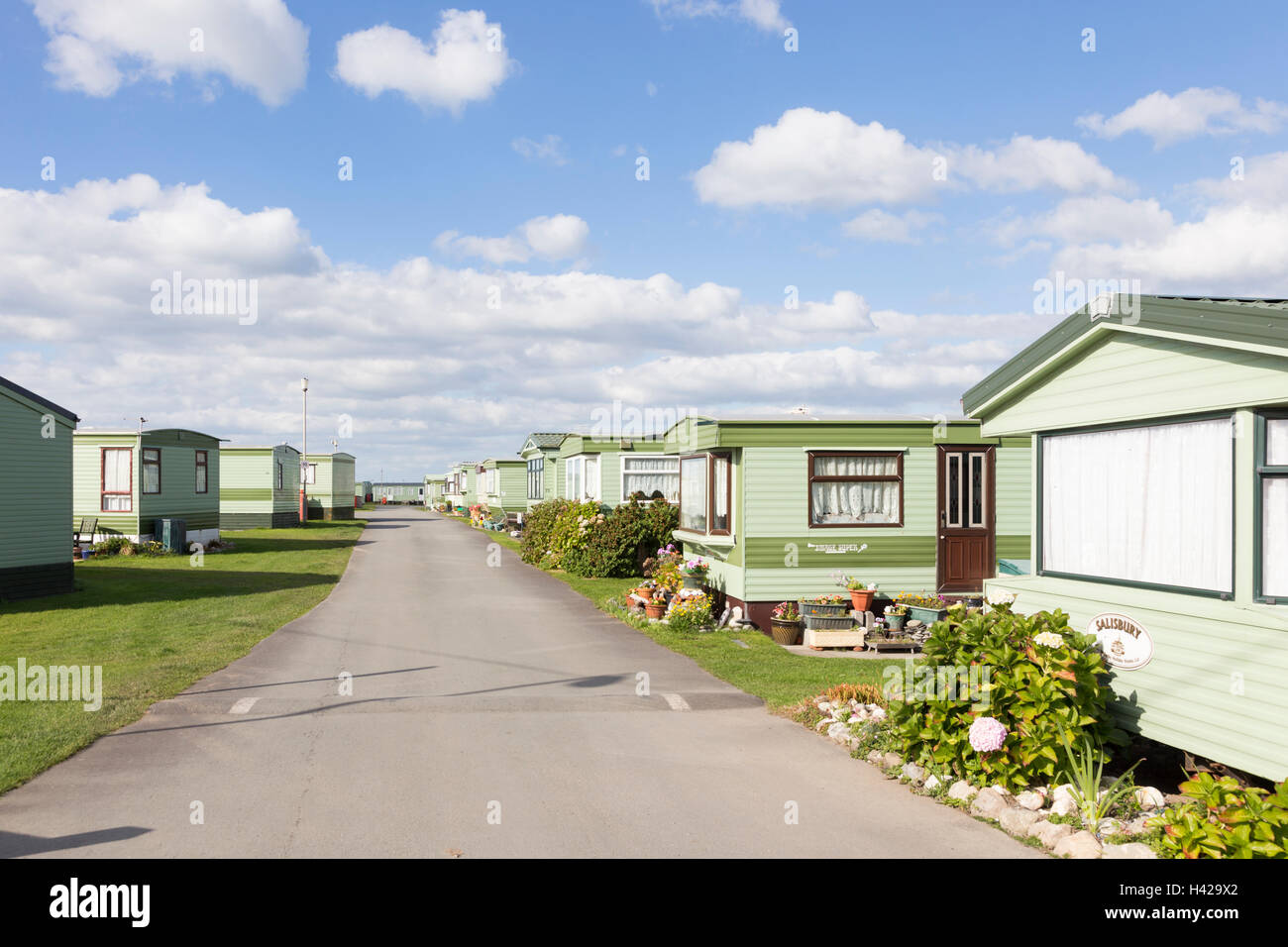 Static caravan site tywyn cardigan bay hi-res stock photography and ...