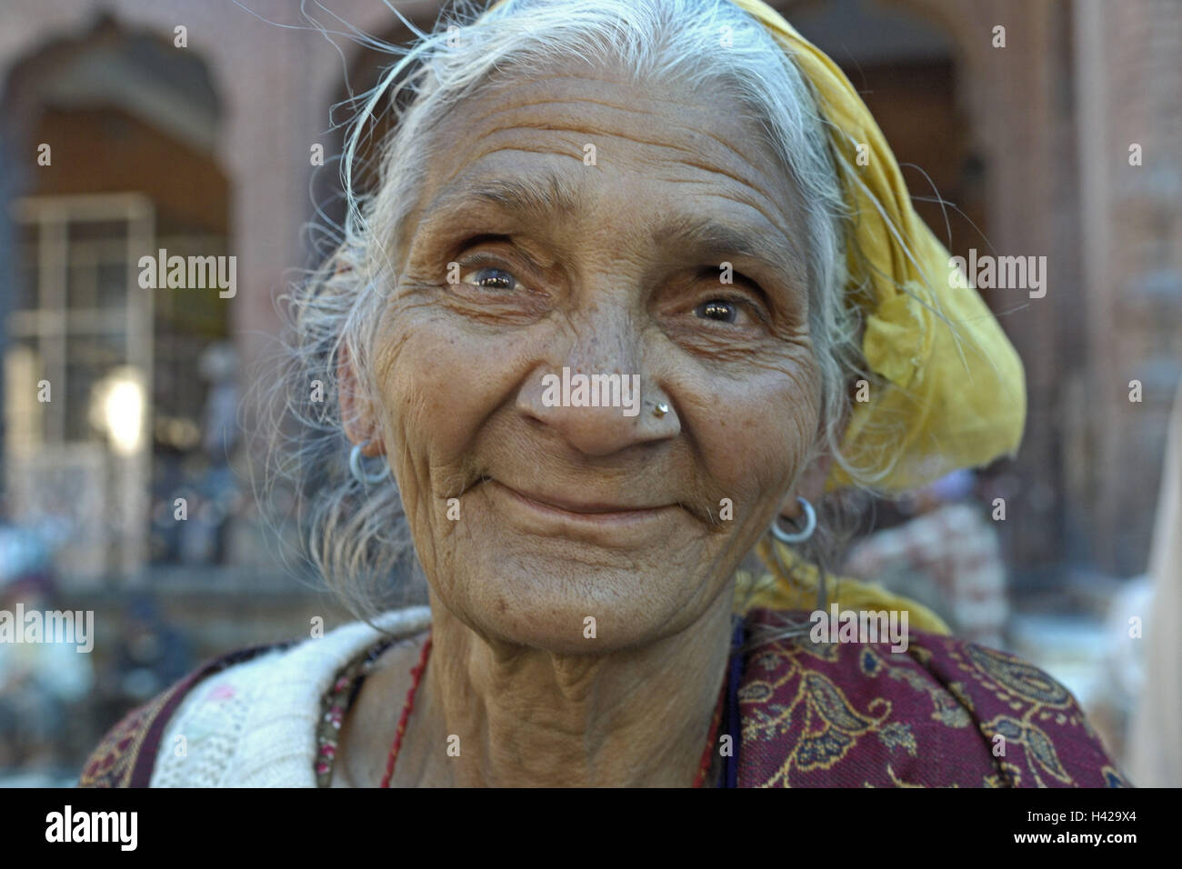 India, Punjab, Amritsar, golden temple, senior, portrait Stock Photo ...