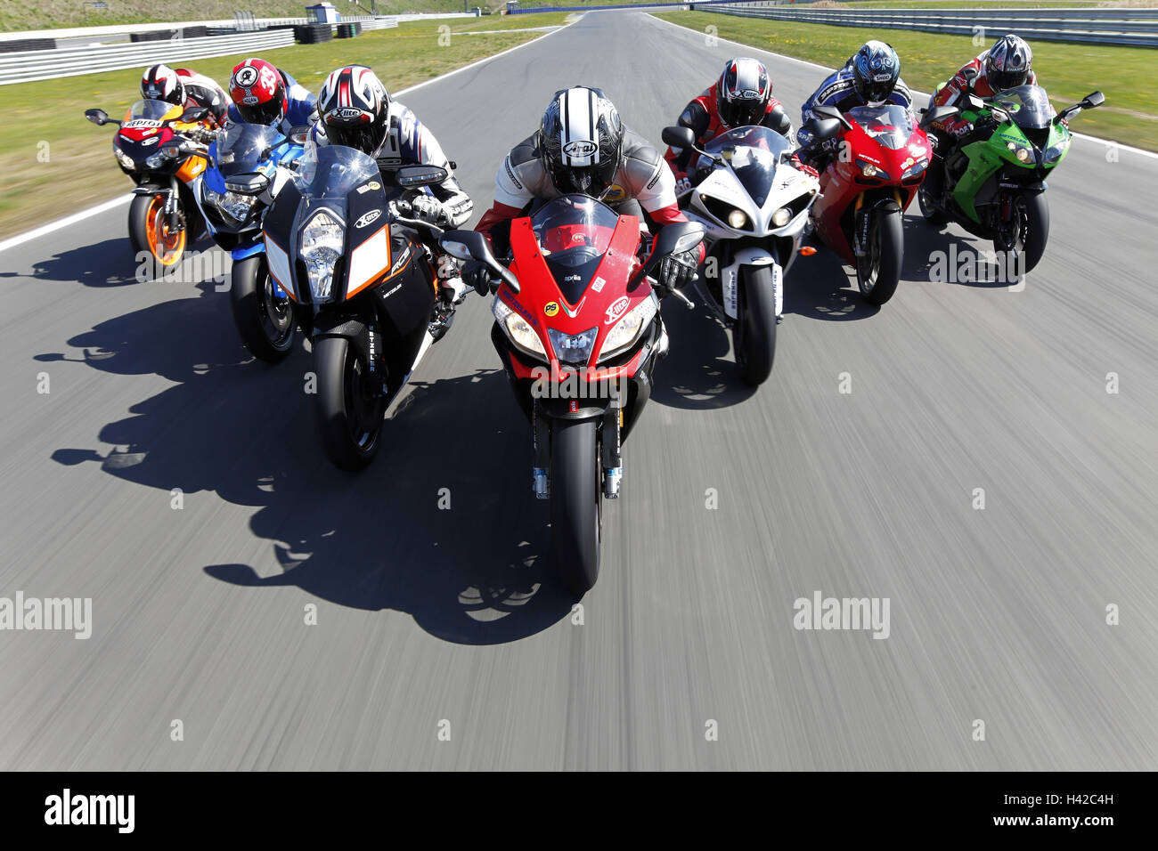 Test race hi-res stock photography and images - Alamy