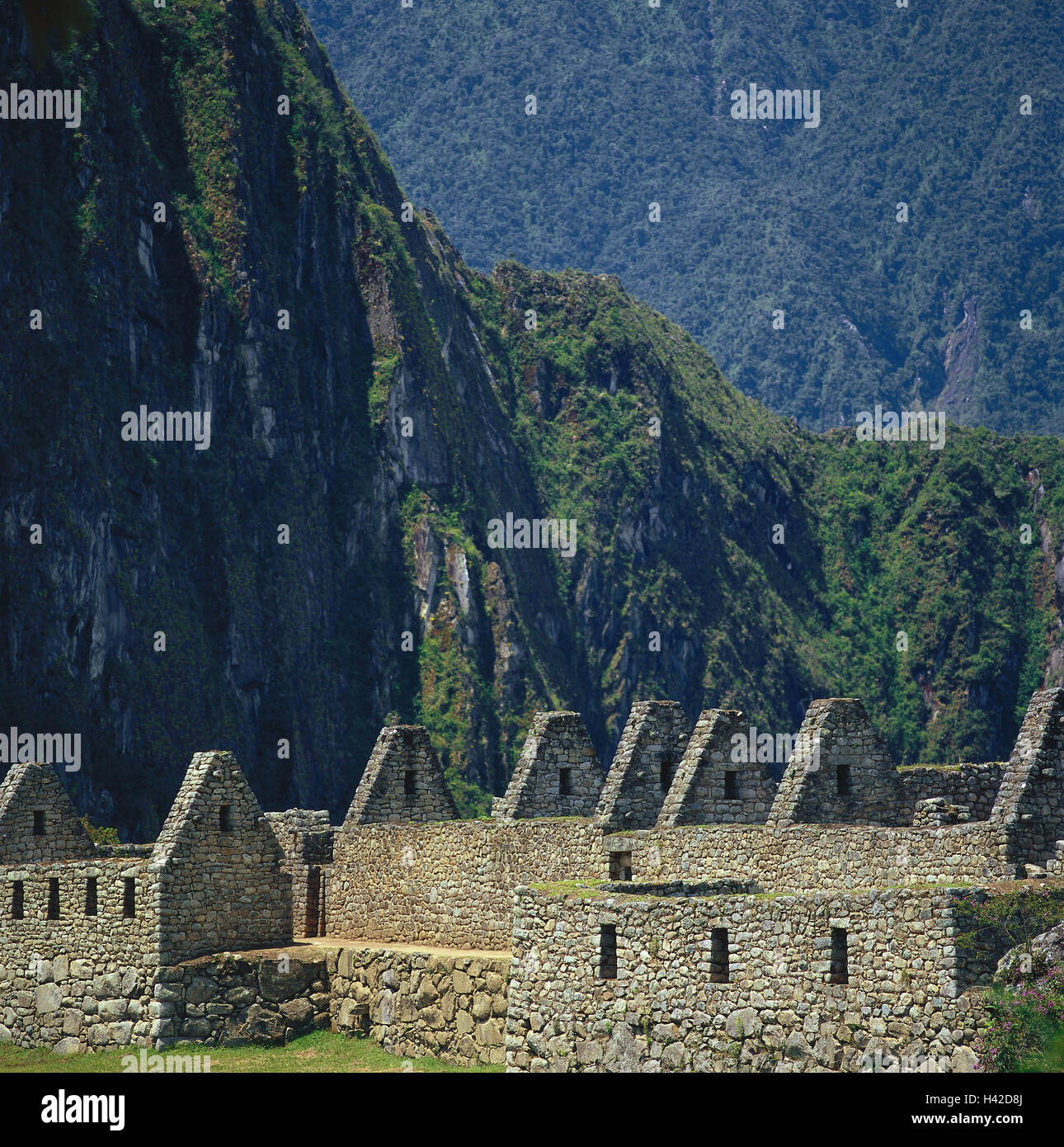 Peru, Urubamba valley, Machu Picchu, ruin town, South America ...