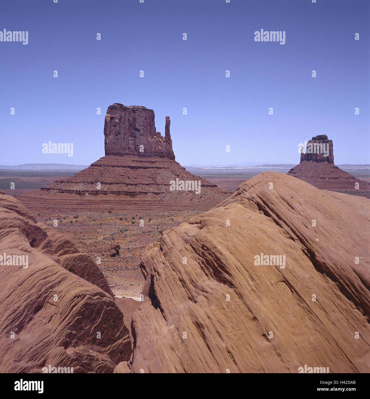 The USA, Utah, Arizona, monument Valley, bile formations, "The Mittens ...