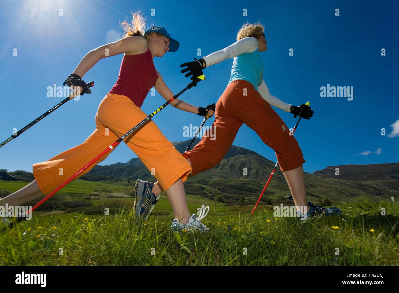 Two people walking mountains hi-res stock photography and images - Alamy