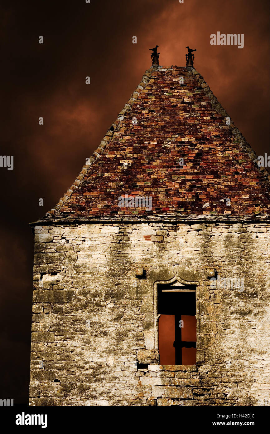 Medieval castle tower france hi-res stock photography and images - Alamy