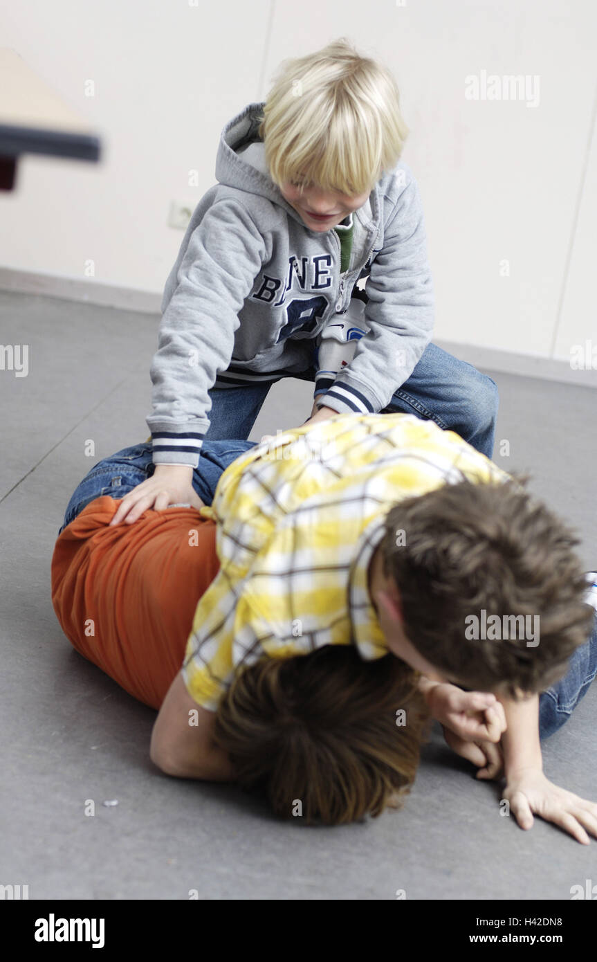 School fight 10 years hi-res stock photography and images - Alamy