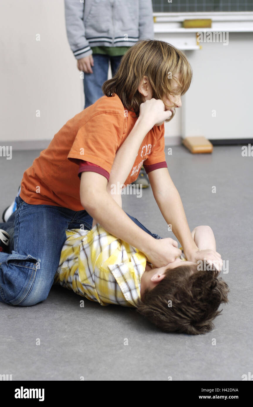 Boys, school, scuffle Stock Photo - Alamy