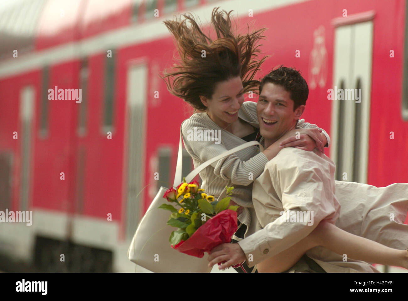 Platform, couple, greeting, embrace, bouquet, joy, melted, railway ...