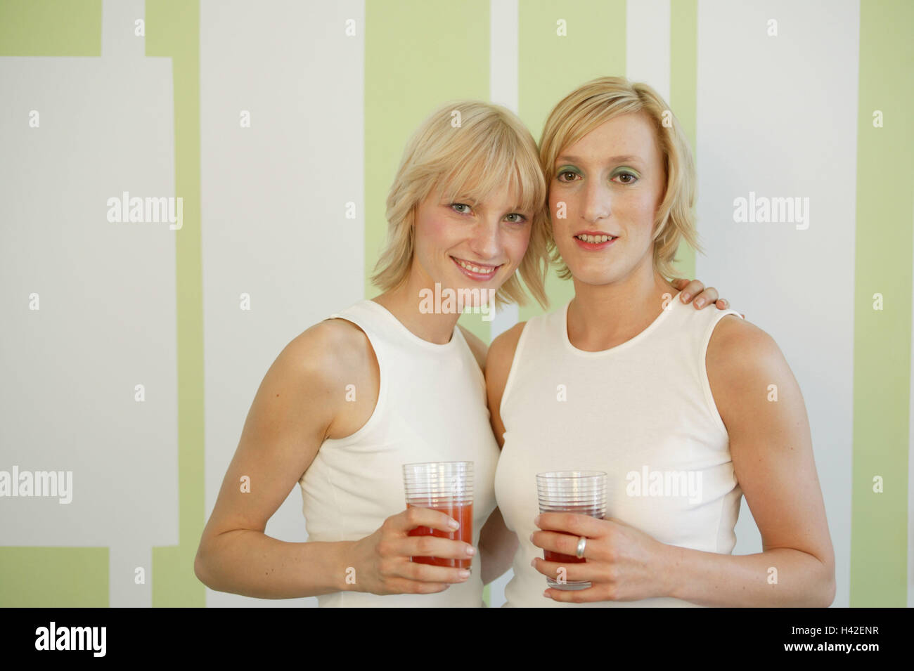 Androgynous blond hi-res stock photography and images - Alamy