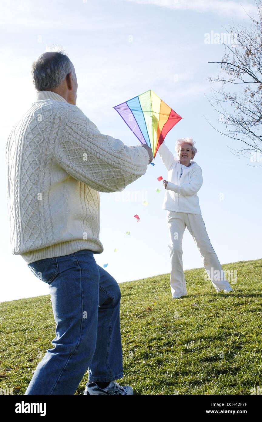 Meadow, Senior couple, to dragon's dough, back light couple, old person ...