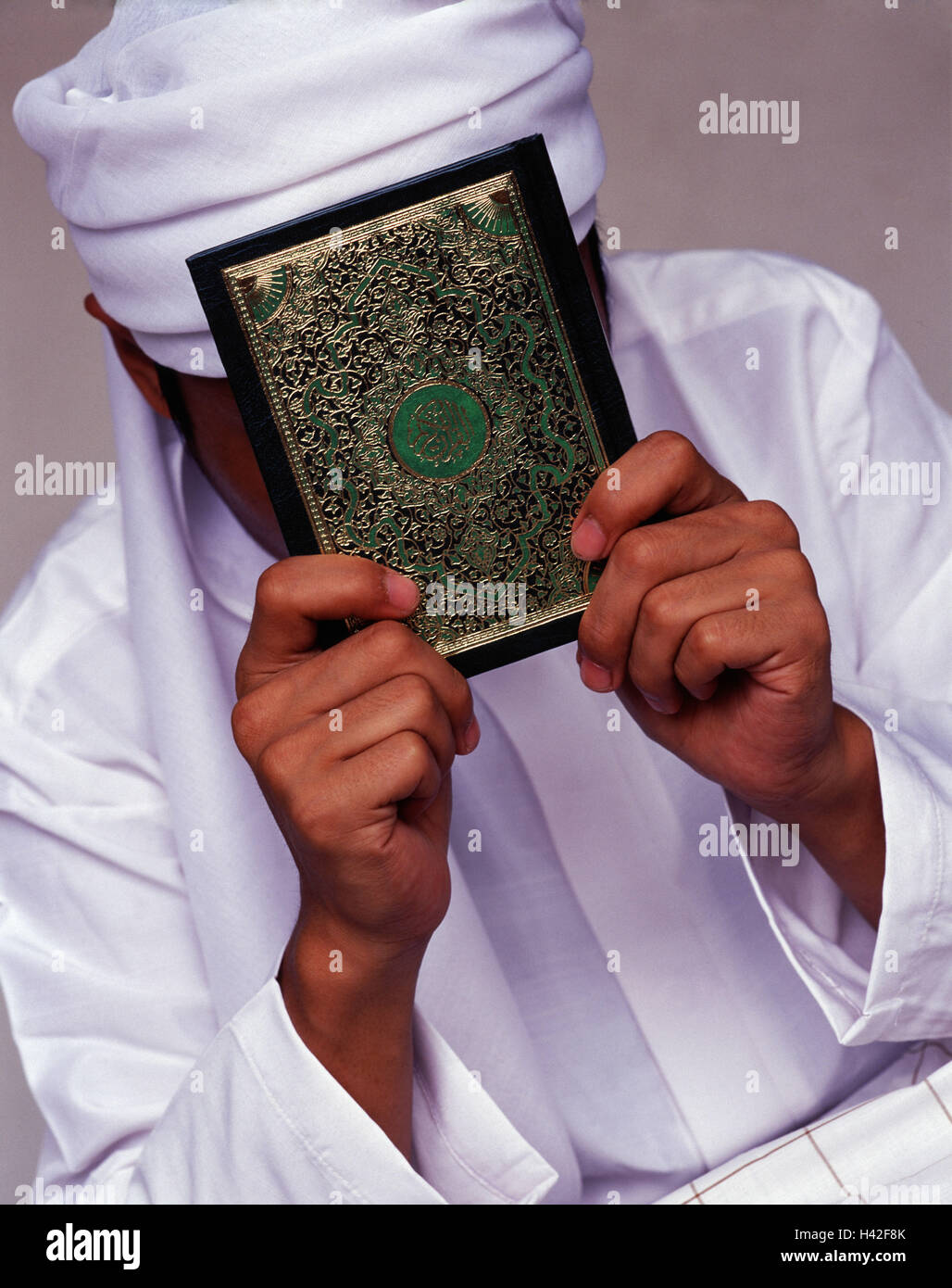 Saudi Arabia, Mecca, pilgrim, Koran, prayer, detail, Arabian peninsula ...