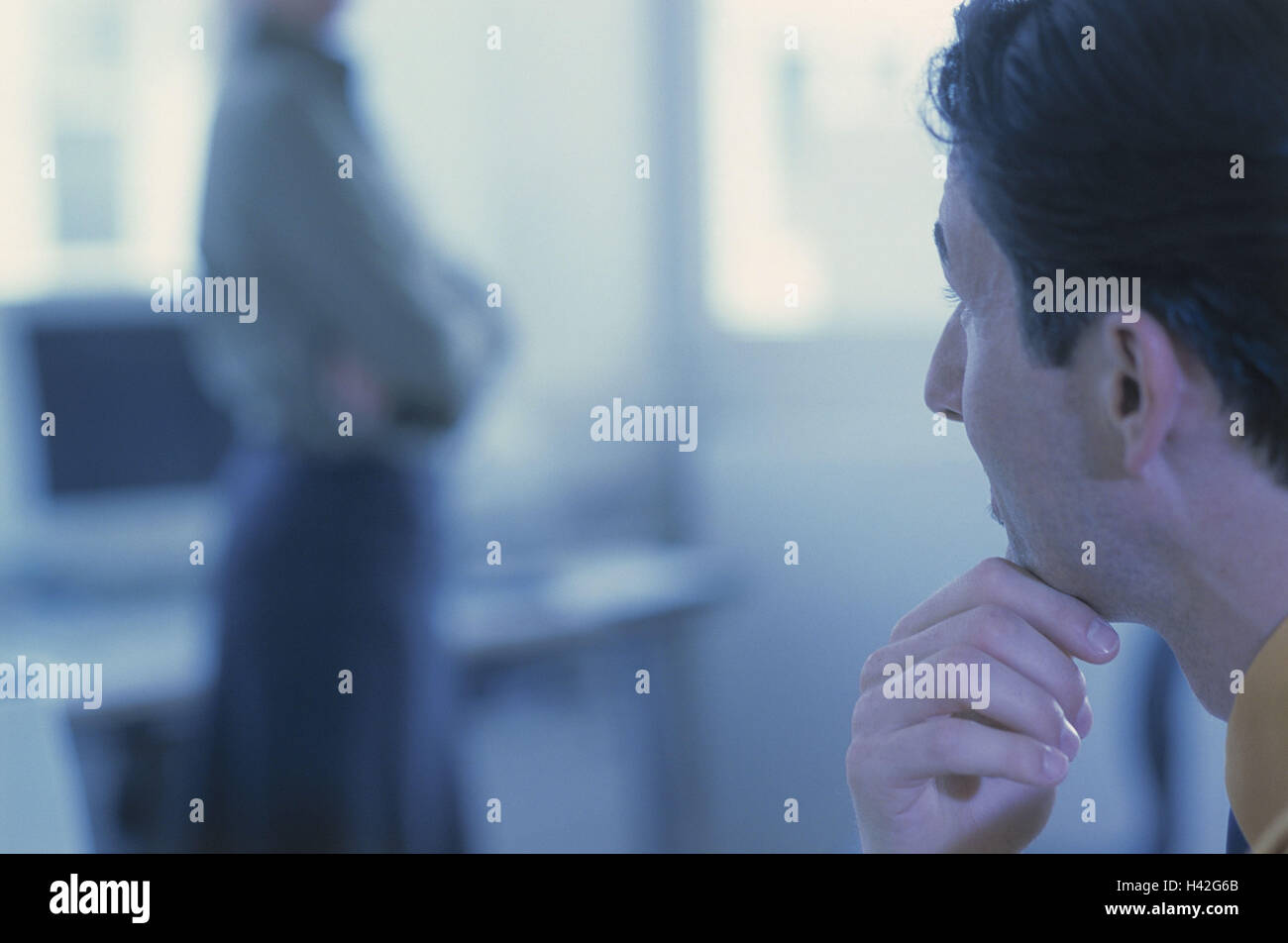 Office, businessman, young, tread, background, woman, blur, observe ...