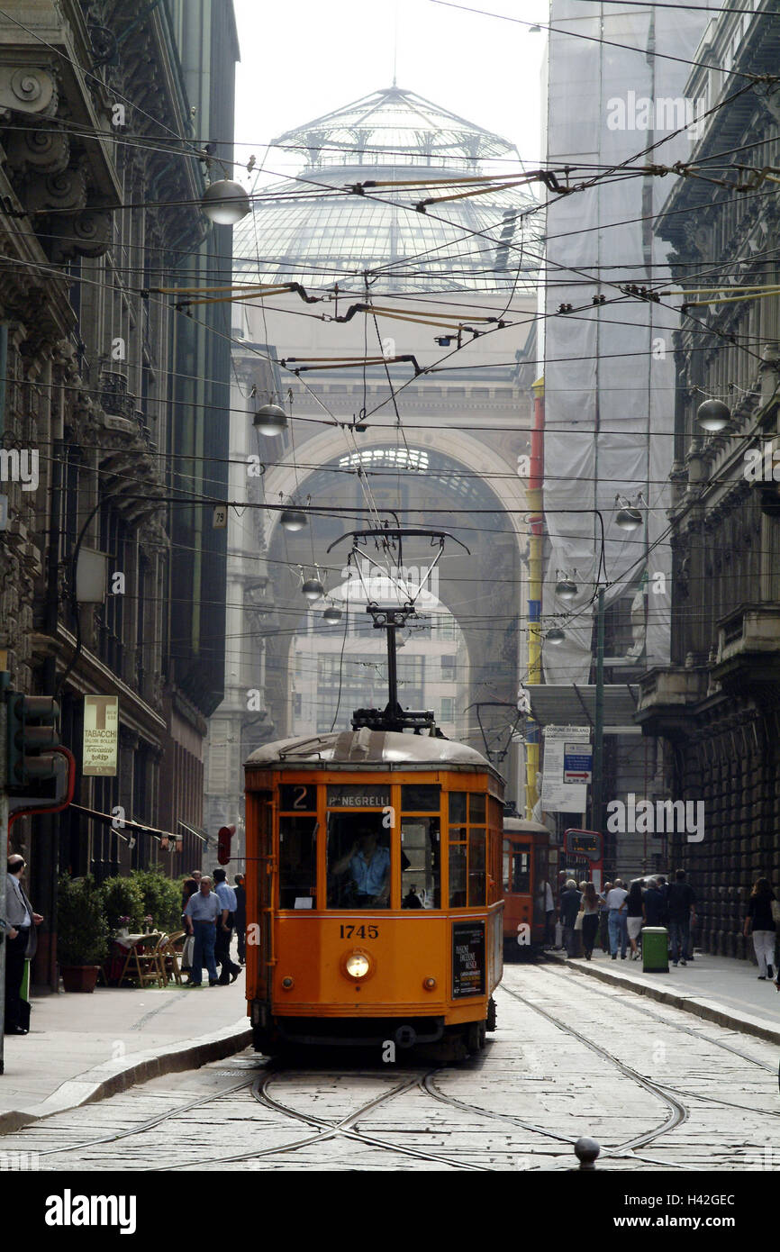 Italy, Milan, Galleria Vittorio Emanuele, via Mercanti, streetcar ...