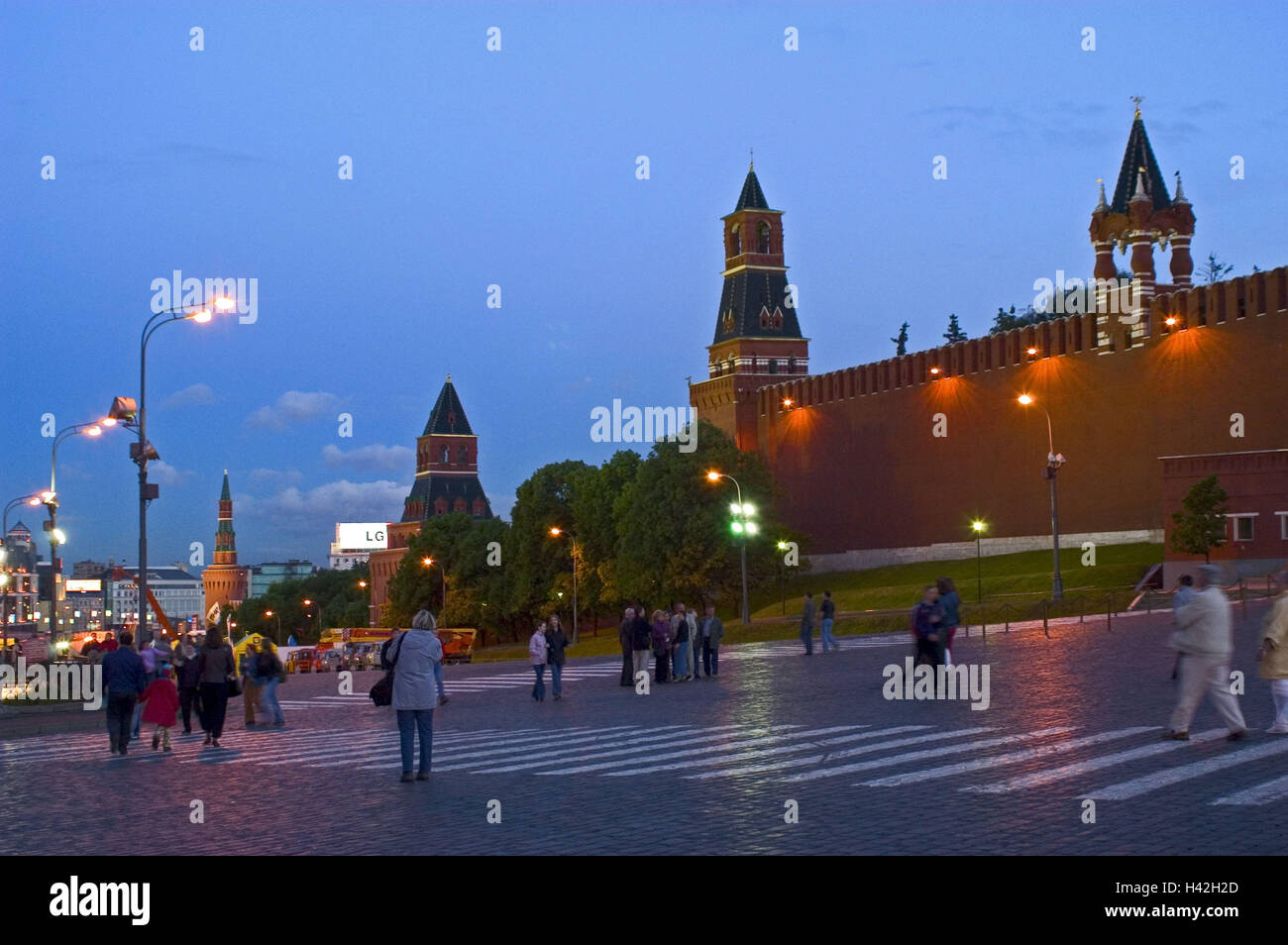 Russia, Moscow, red space, Kremlin, pedestrian, evening mood, town ...