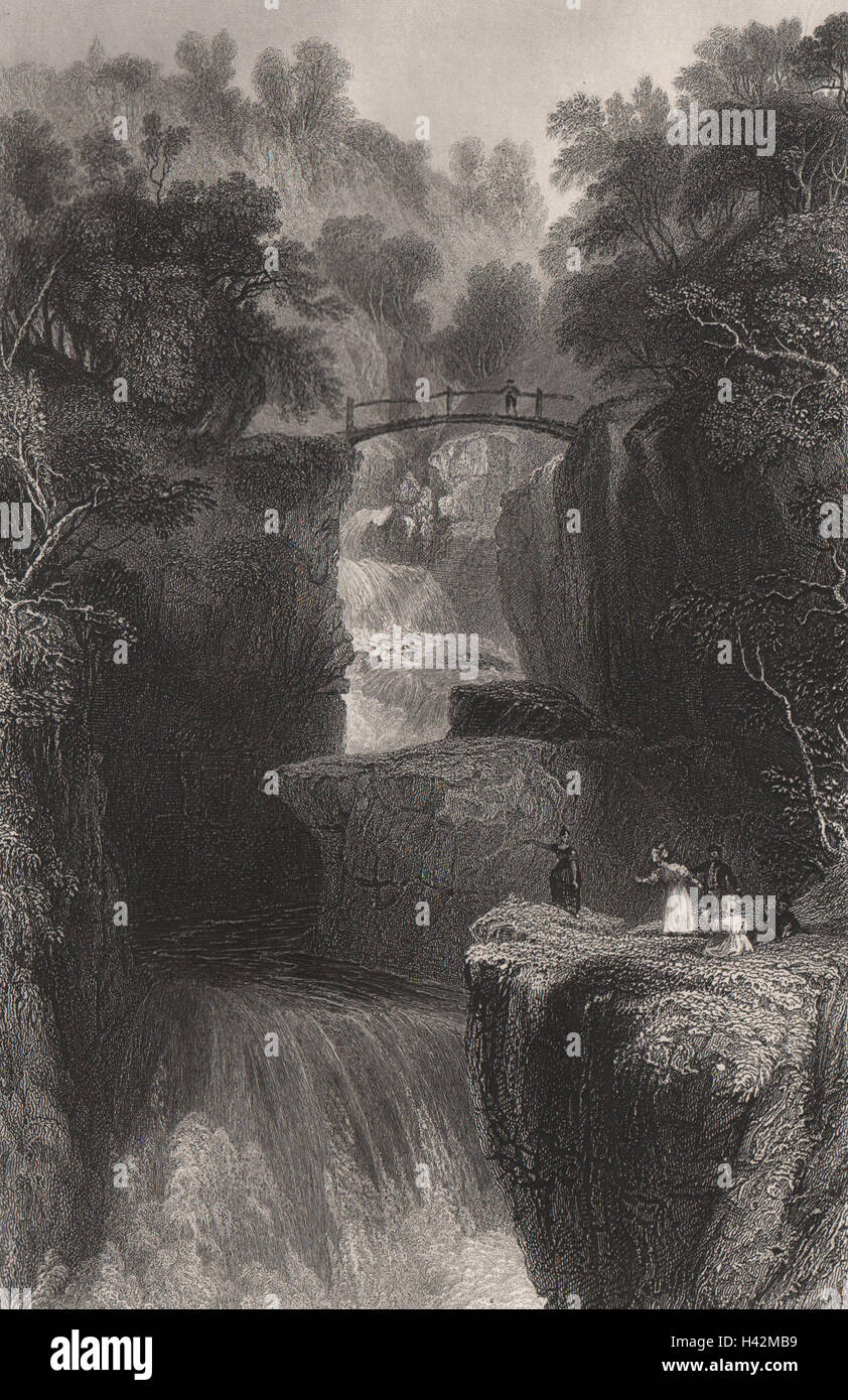 Bracklinn falls bridge hi-res stock photography and images - Alamy