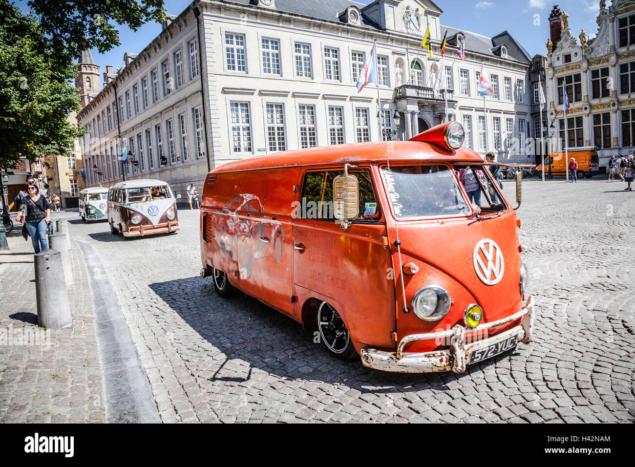 Old VW mini van in the streets of Bruge, Belgium Stock Photo - Alamy