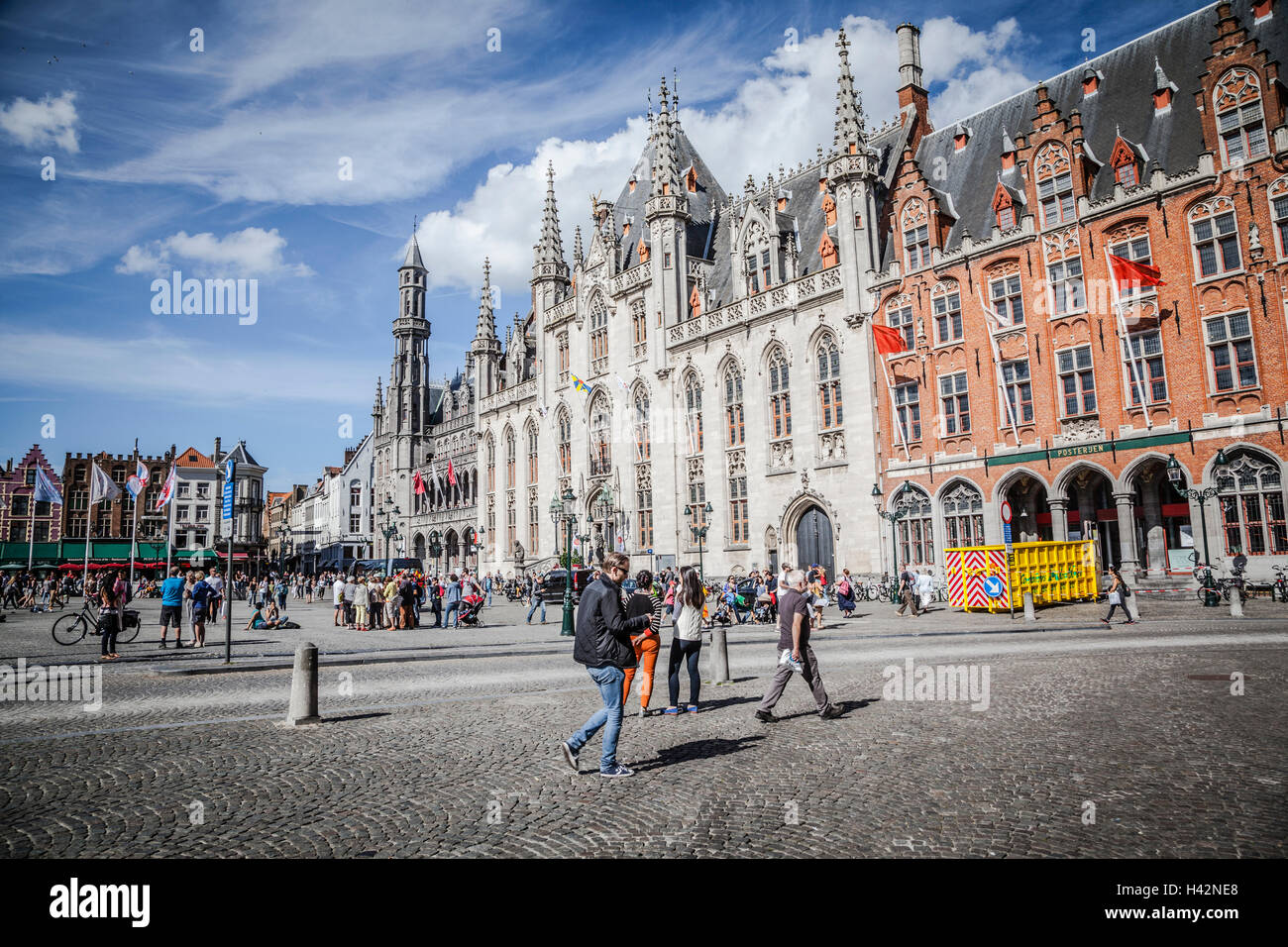 Main market square of bruges hi-res stock photography and images - Alamy