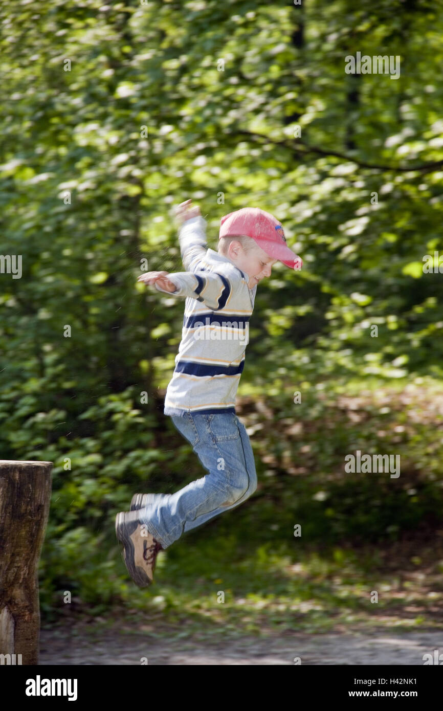 Forest, Young, stump, jumping, side Stock Photo - Alamy