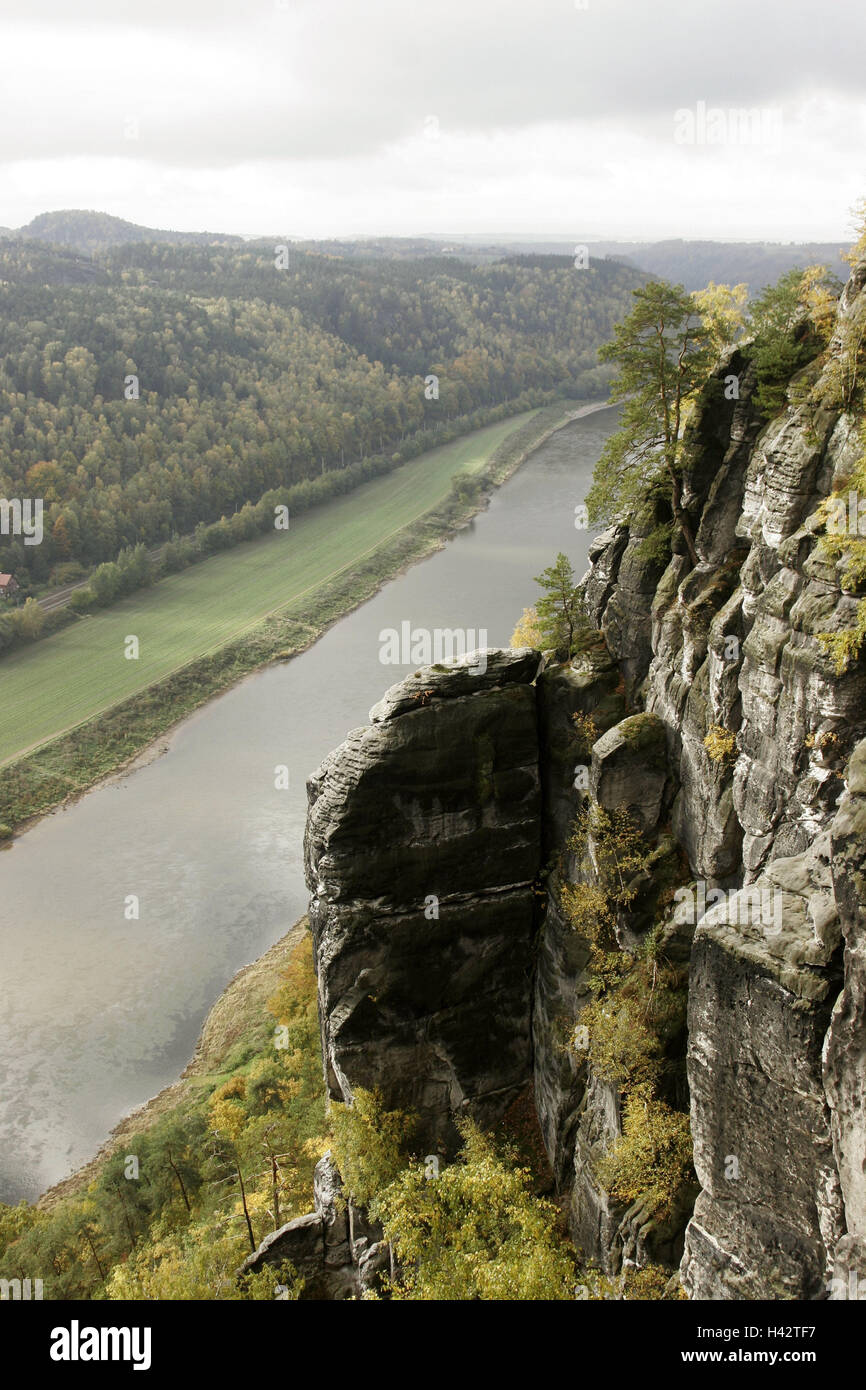 Germany, Elbsandsteingebirge, river Elbe, view, rock, nature, scenery ...