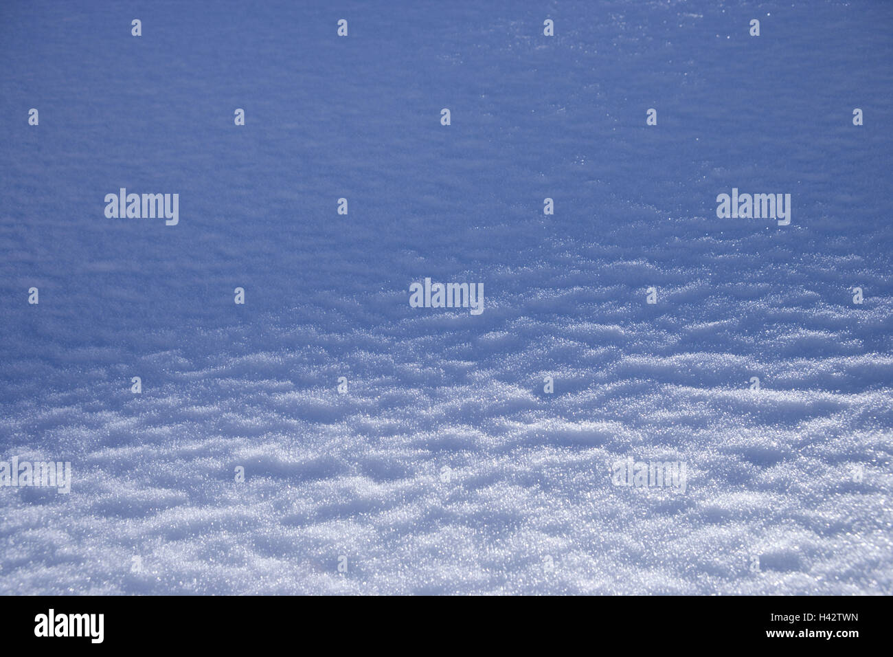 Snow surface, light, shade Stock Photo - Alamy