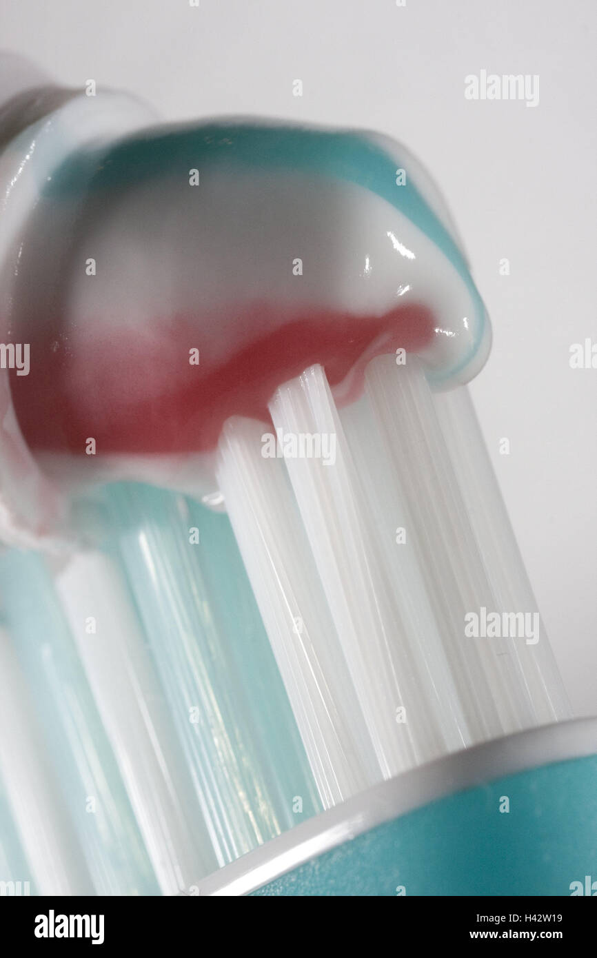 Toothbrush, brush head, toothpaste, close up, toothpaste, toiletry ...