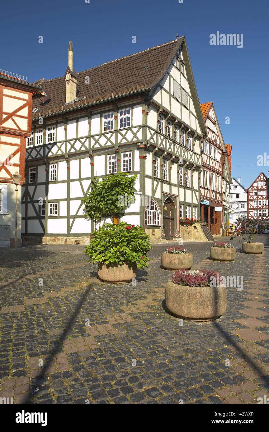 Germany, Hessen, Fritzlar, old town, cathedral square, half-timbered ...