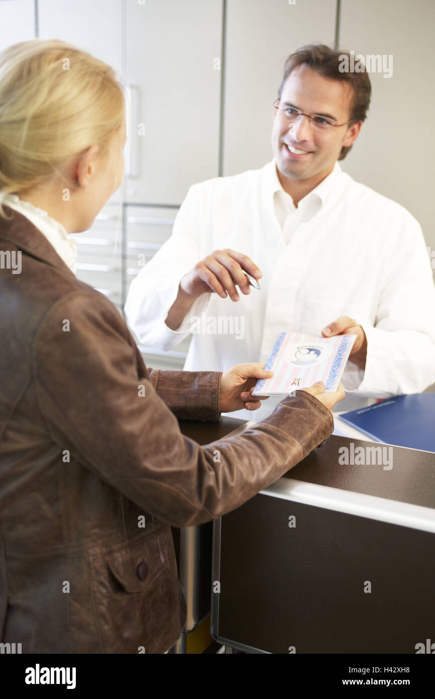 Pass reception hi-res stock photography and images - Alamy