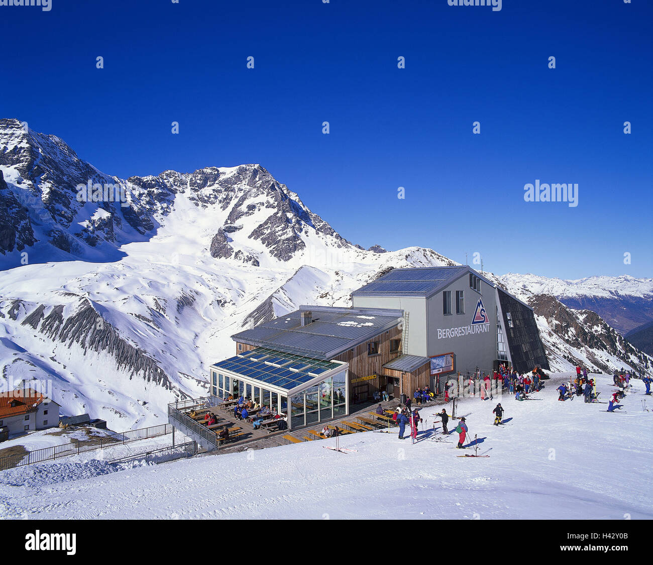 Italy, South Tyrol, Sulden, skiing area, Madritsch, top terminal ...