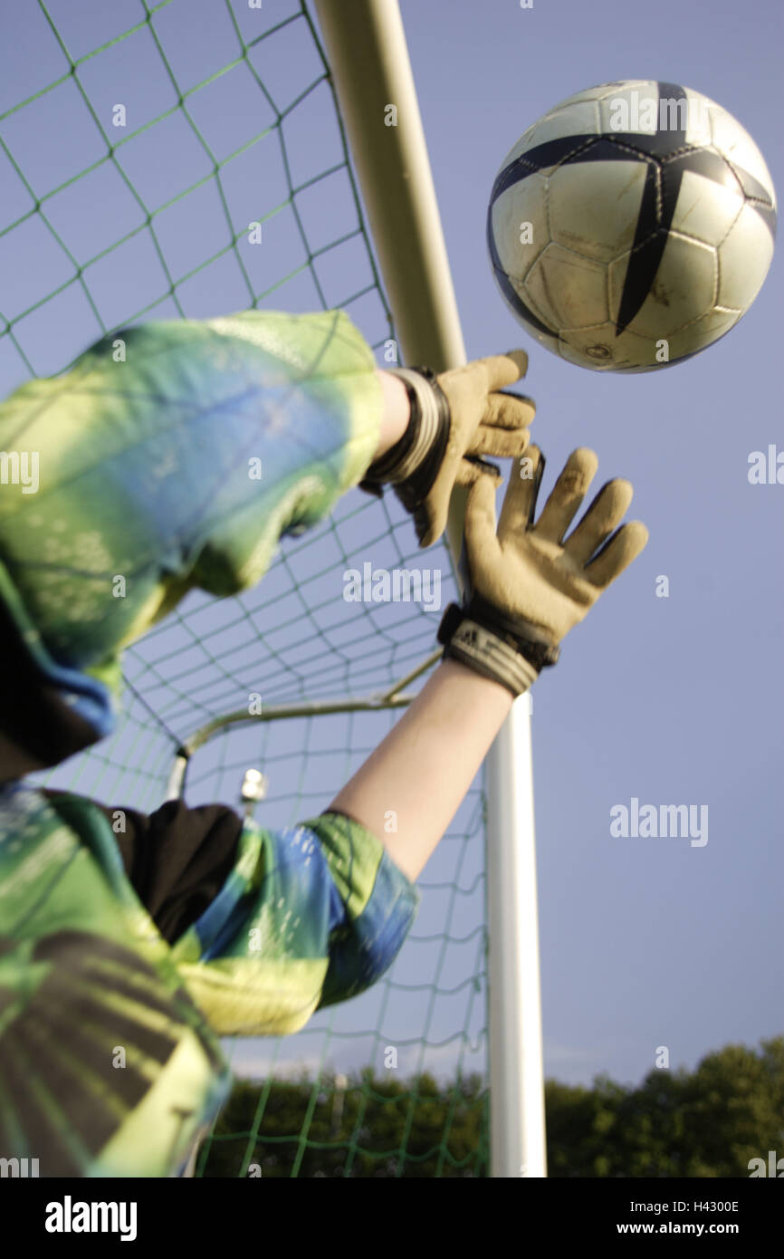 Give birth, soccer game, goal-keeper, ball, catches, detail Child ...