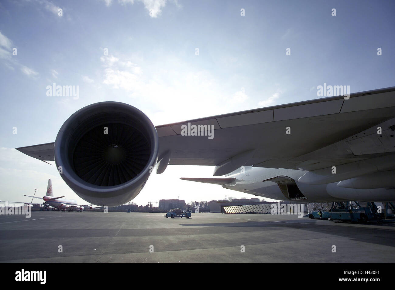 Engine back hi-res stock photography and images - Alamy