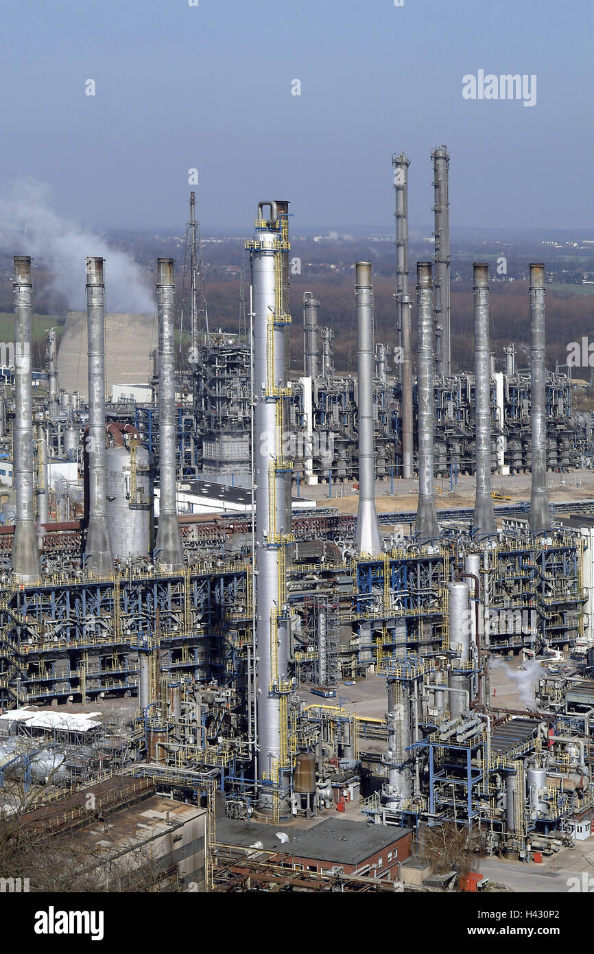 Refinery plant, Olefinanlage, detail, petroleum refinery, refinery ...