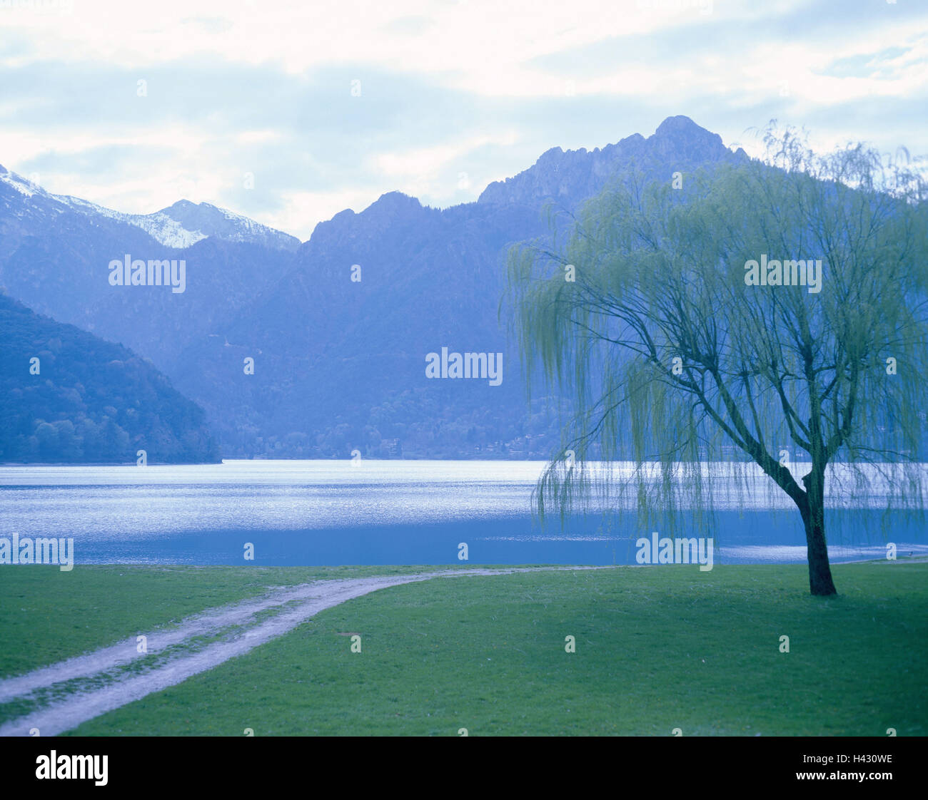Lago tu ledro hi-res stock photography and images - Alamy