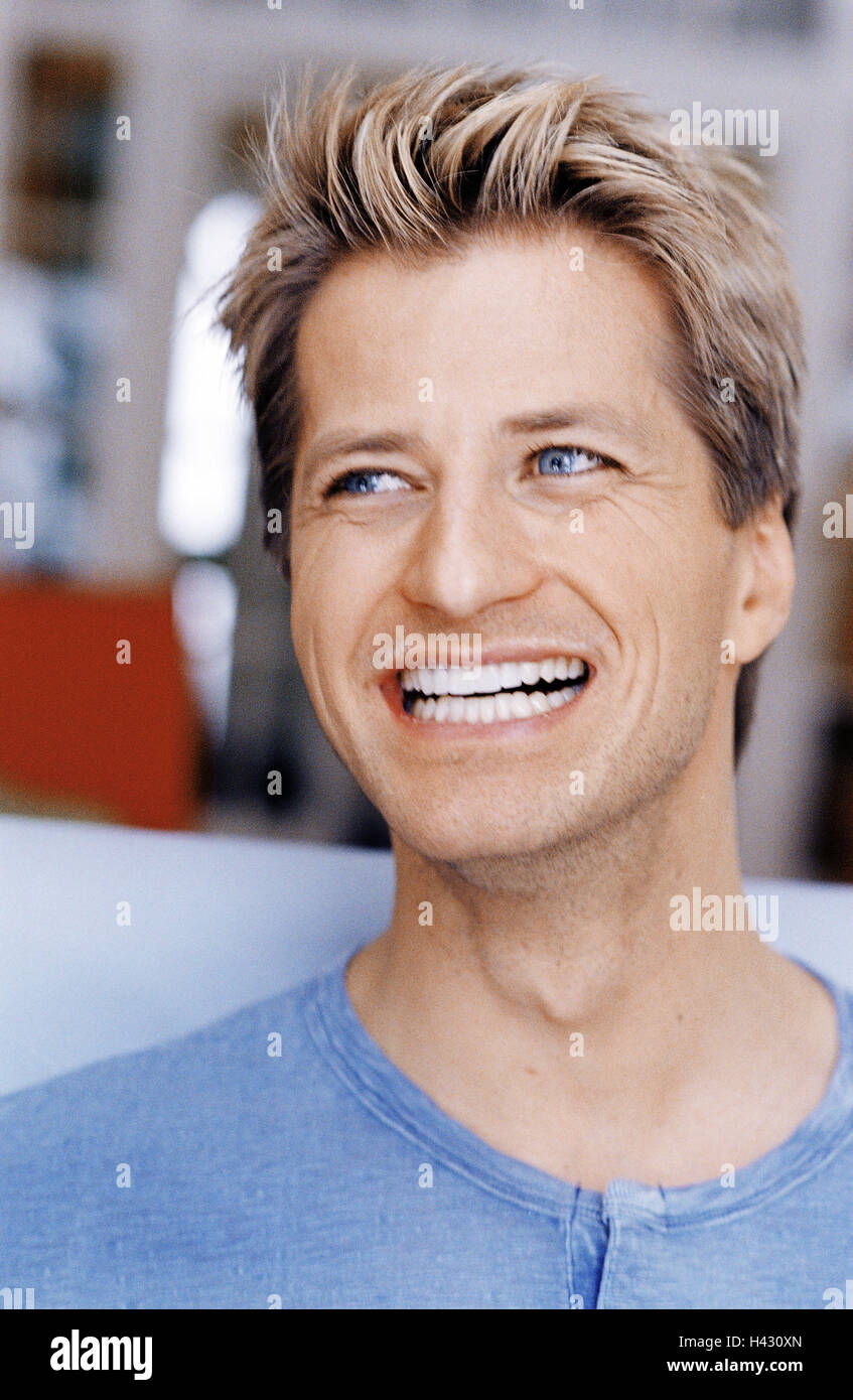 Man, young, laugh, grin, view side view, portrait, single, blond, blue ...