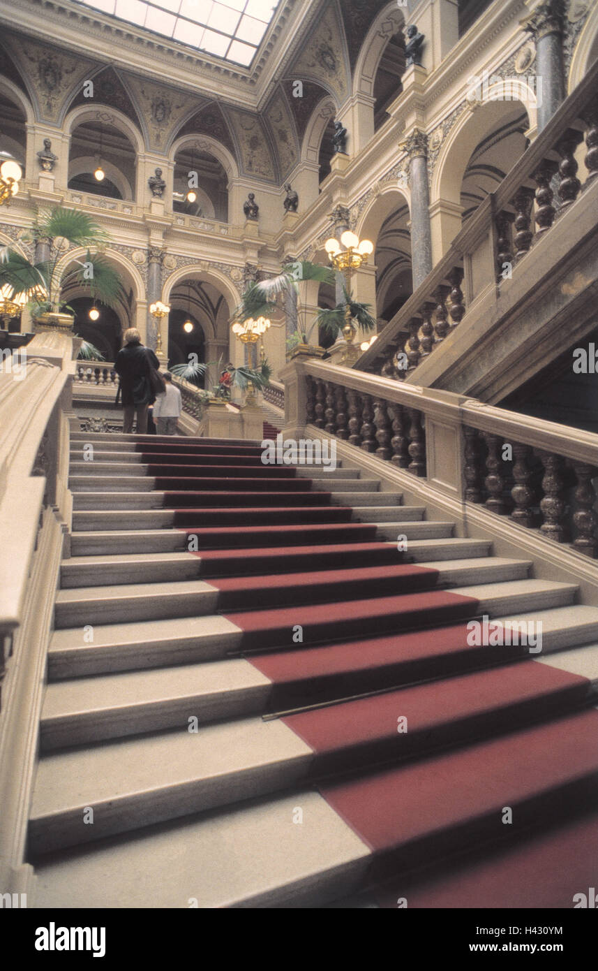 Czech Republic, Prague, national museum, perron, inside, Europe ...