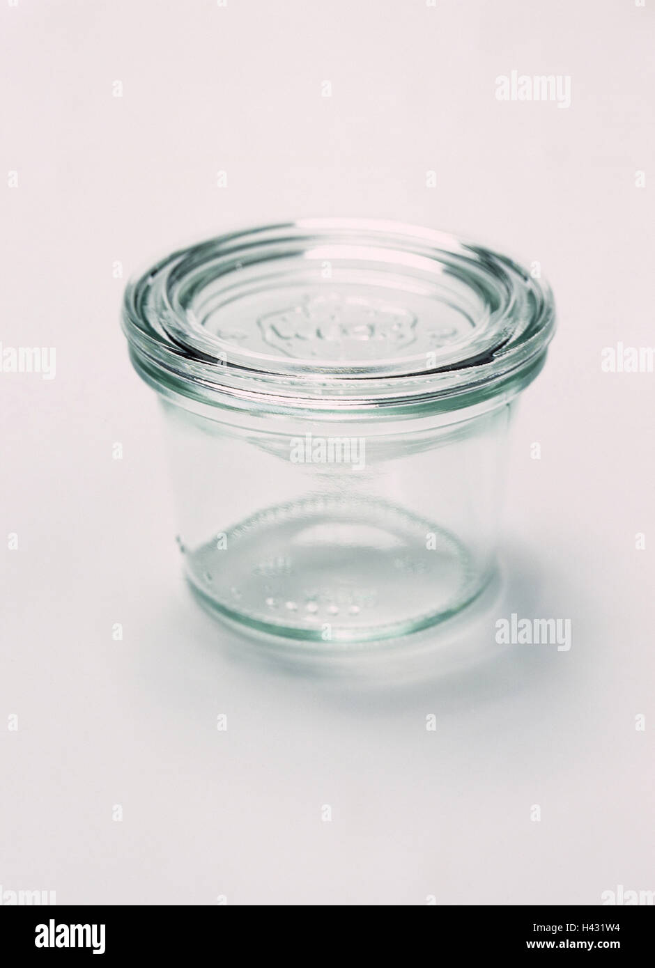 Uncolored glass hi-res stock photography and images - Alamy