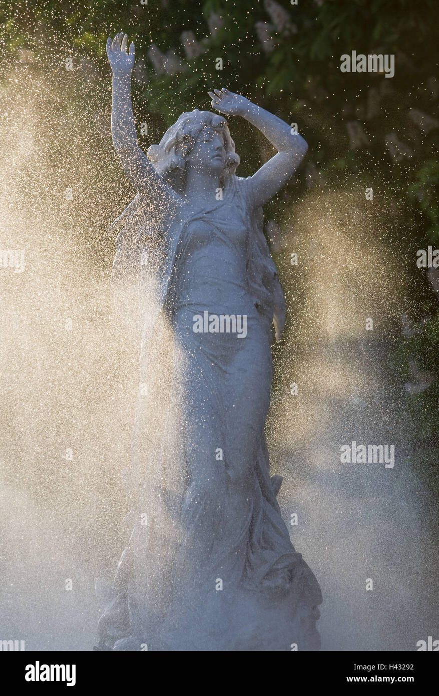 Undines hi-res stock photography and images - Alamy